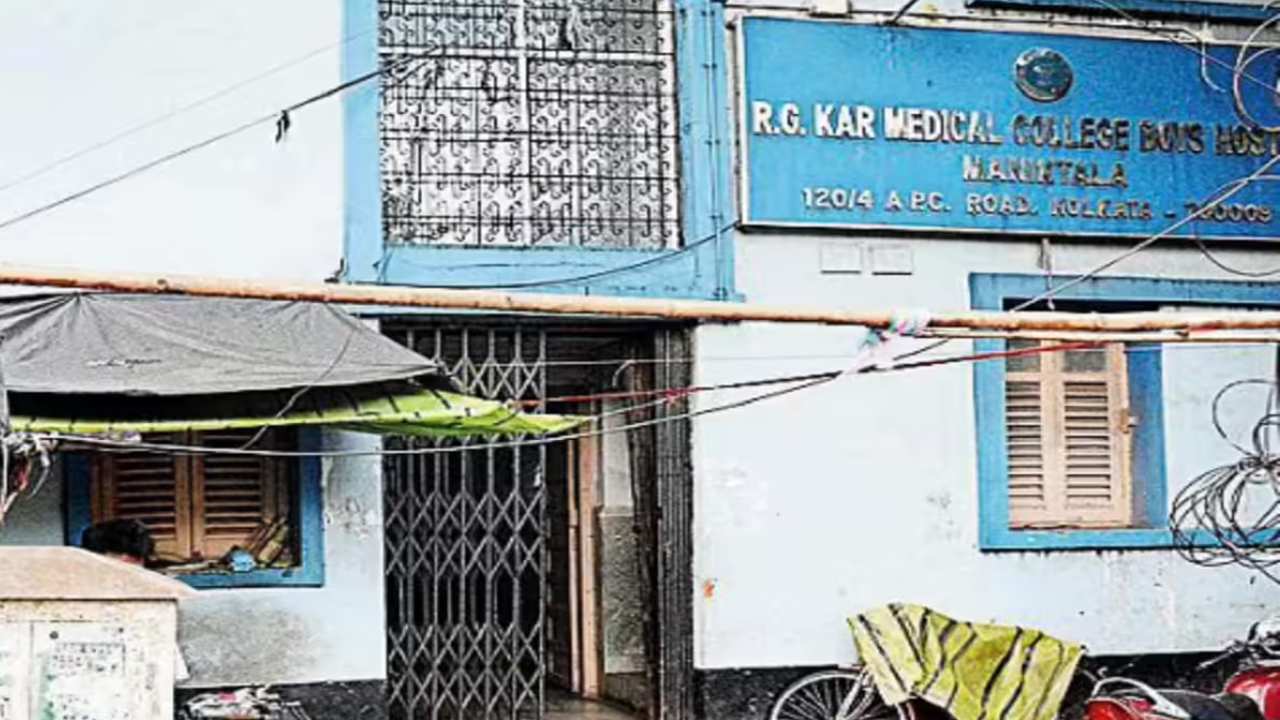 RG Kar : ফের আর জি কর! হস্টেলে 'ইন্ট্রো'র নামে হেনস্থা ও থ্রেট, অভিযোগ ...