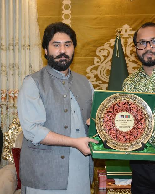 Pakistan: ভারতকে ত্রিমুখী হামলার হুমকি পাক যুবনেতার, বাংলাদেশে সামরিক ...